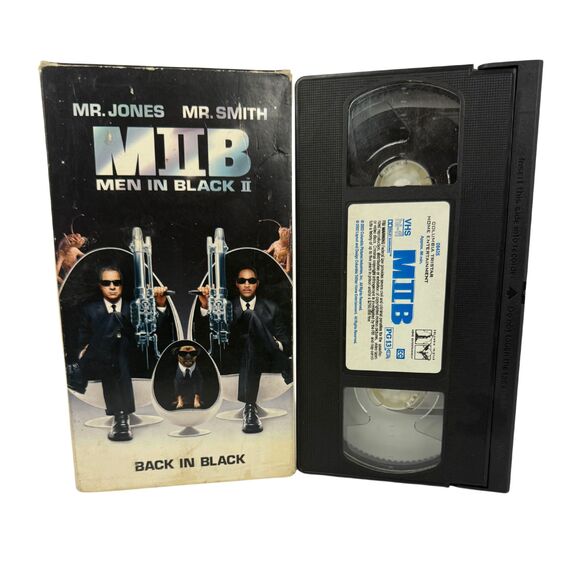 Media | Men In Black Ii Back In Black Miib Vhs 202 Will Smith Columbia ...